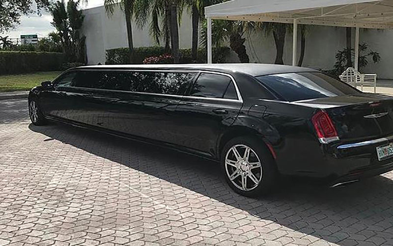 Stretch Limousine – Miami Lifestyle VIP